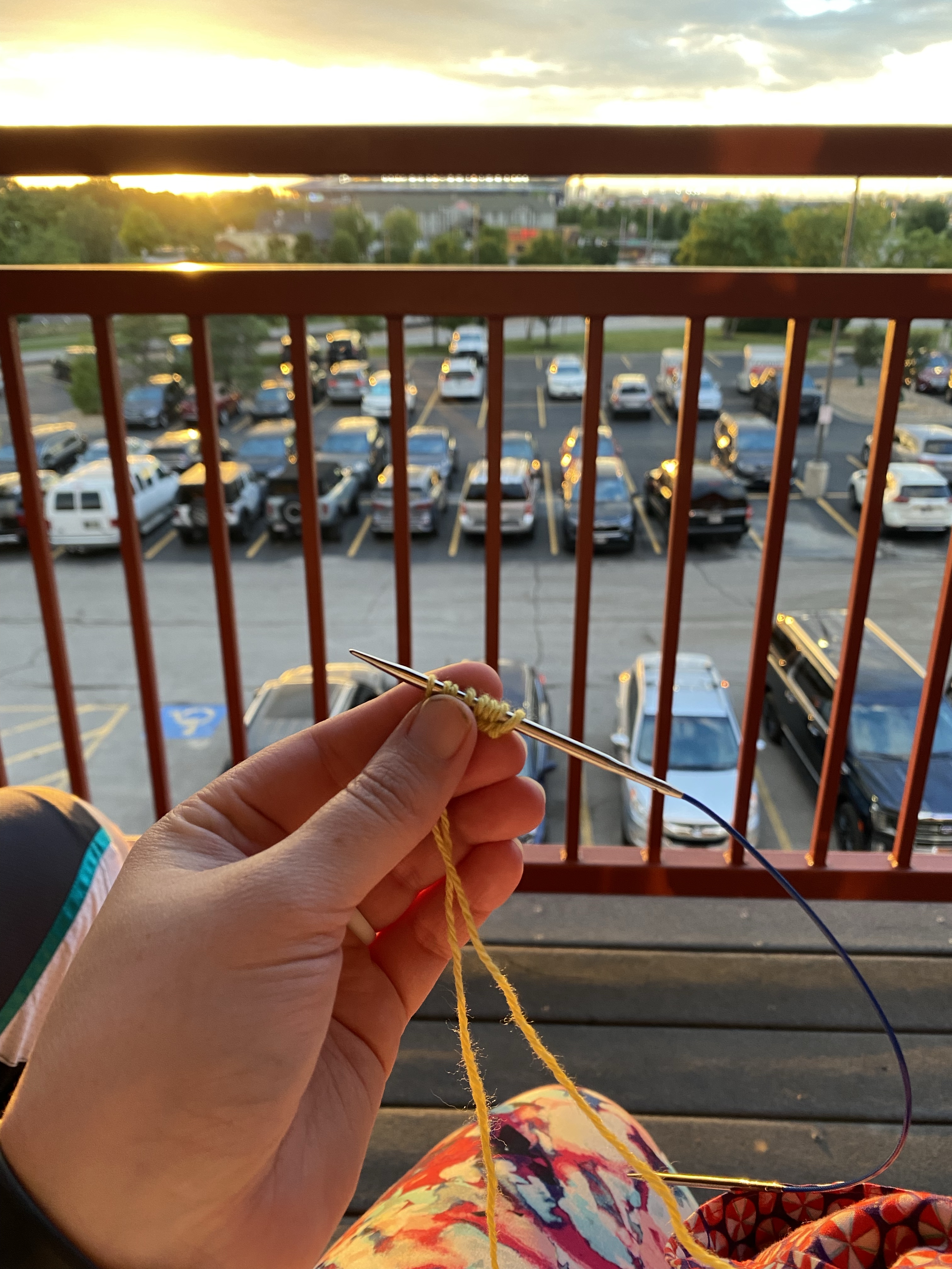 Sunset Knitting | My Tangled Yarn Knitting Adventures