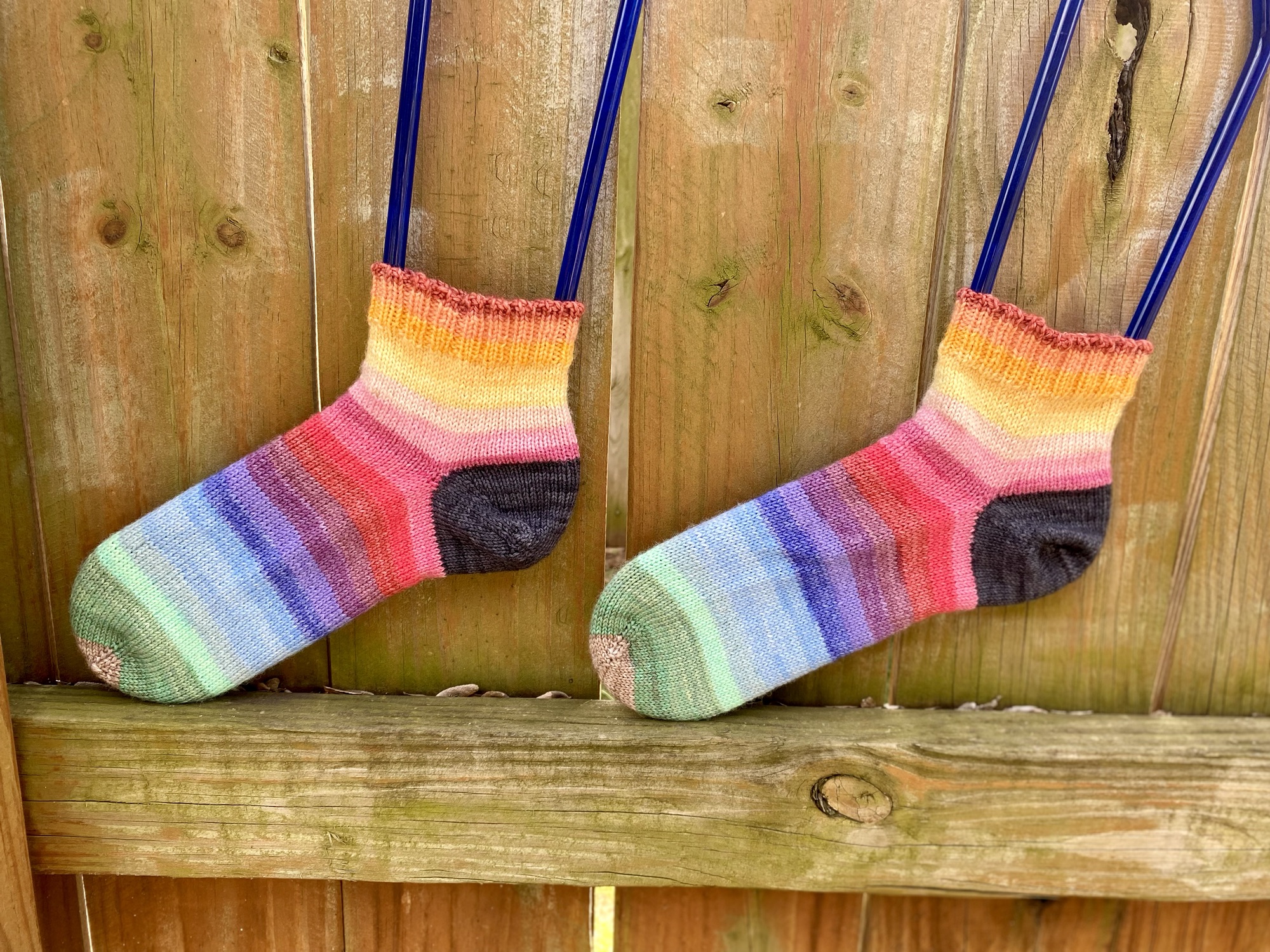 FO Friday: 2023 Leftover Advent Socks | My Tangled Yarn Knitting Adventures