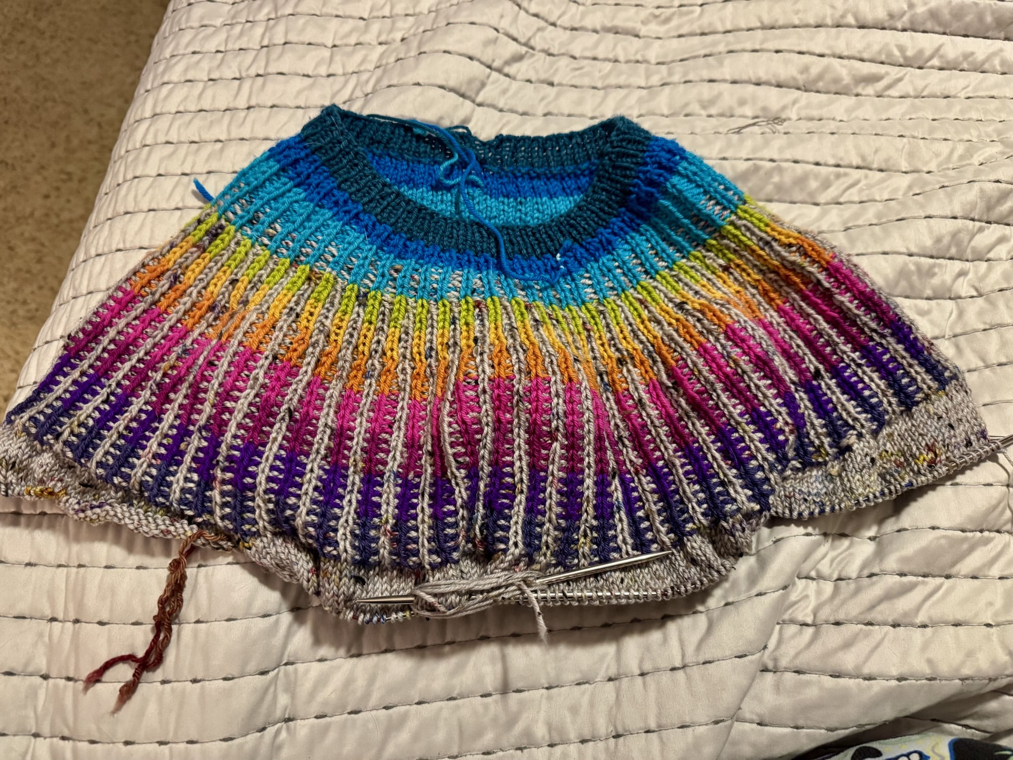 Divide Those Sleeves! | My Tangled Yarn Knitting Adventures